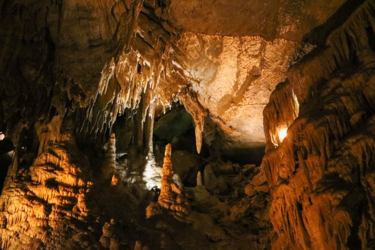 10 National Parks With Spectacular Caves, Caverns & Lava Tubes - The ...