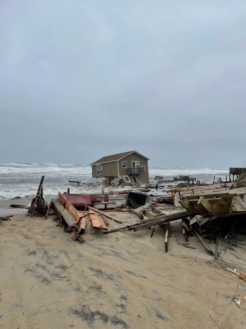 Two Beach Houses Collapse in One Day at Cape Hatteras National Seashore ...