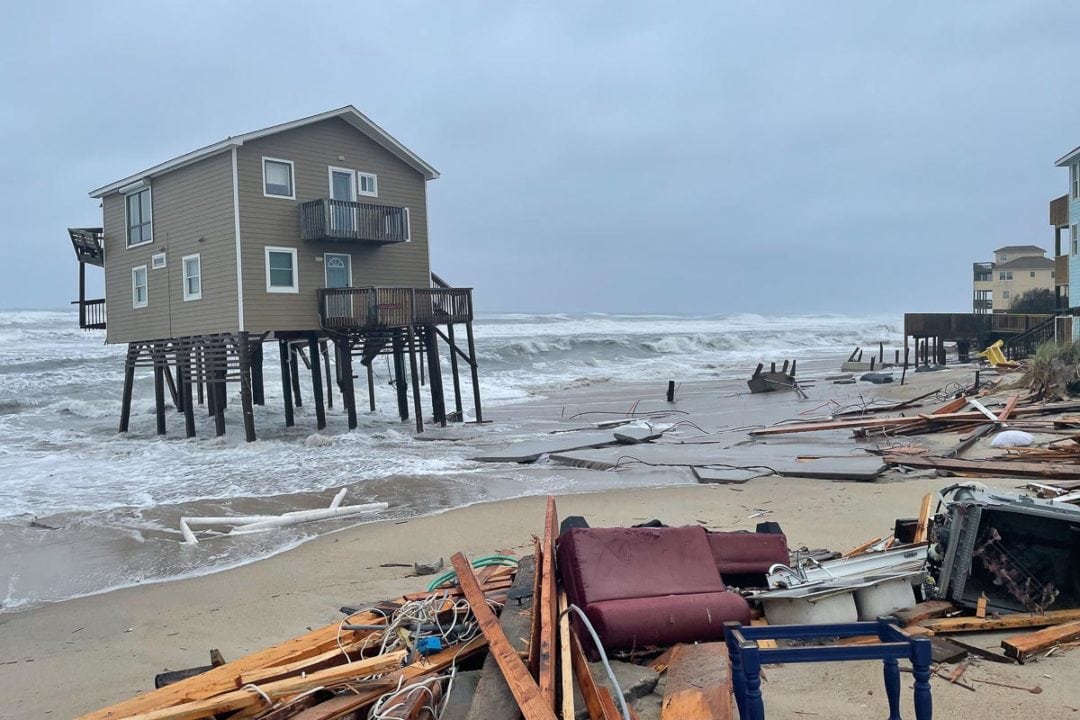 Two Beach Houses Collapse in One Day at Cape Hatteras National Seashore ...